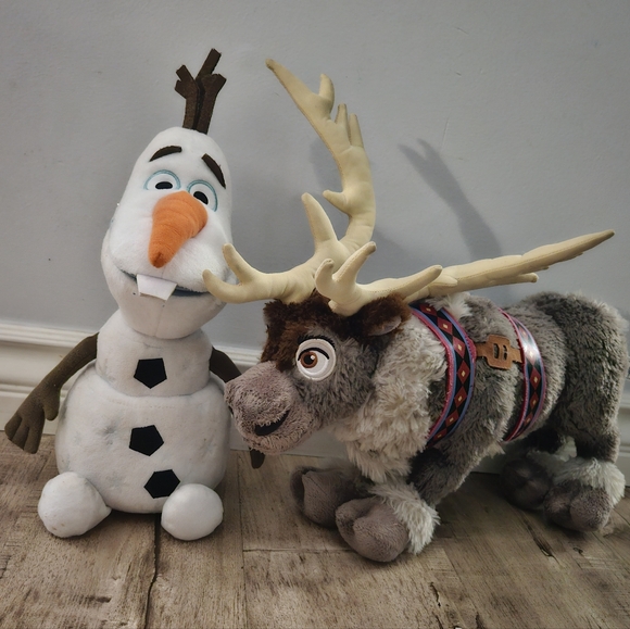 Disney | Toys | Disney Talking Olaf And Plush Sven Toy Set | Poshmark